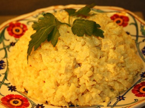 Salata de conopida cu piept de pui - Rețetă Petitchef