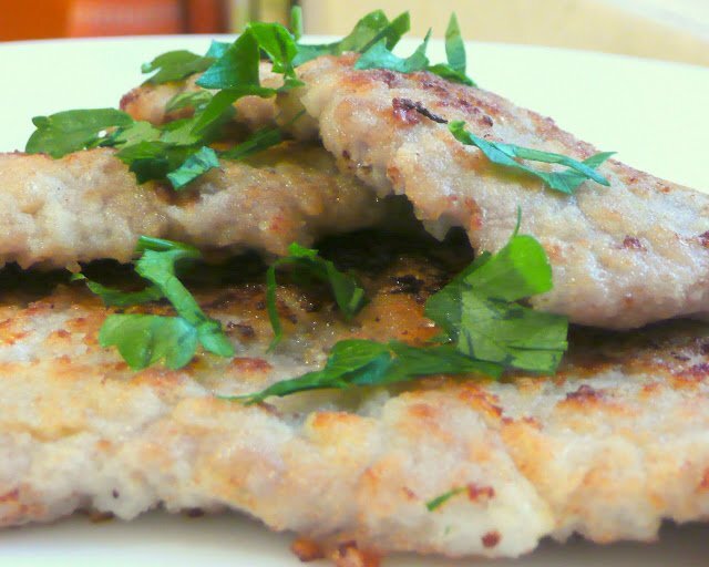 Snitel de porc cu pesmet - Rețetă Petitchef