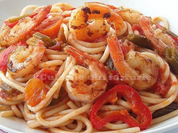 Rețetă de spaghete cu creveti în sos de vin