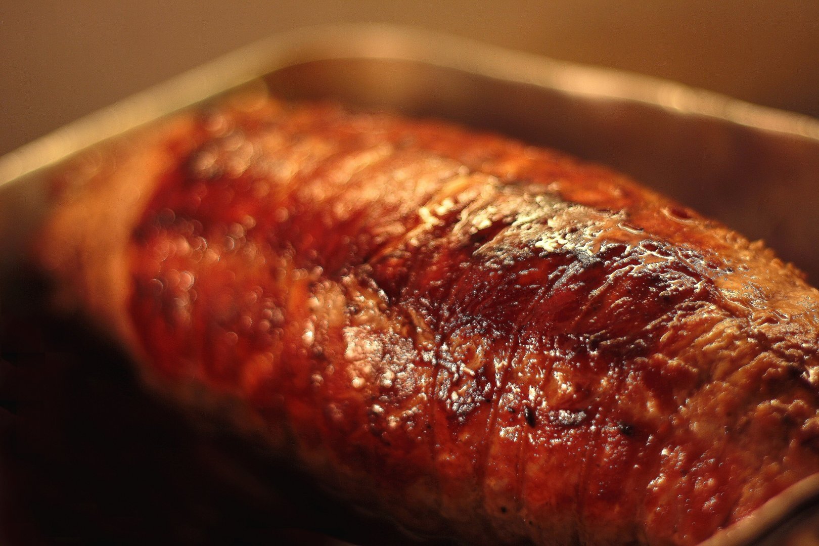 Spata de porc umpluta cu ceapa verde caramelizata - Rețetă Petitchef