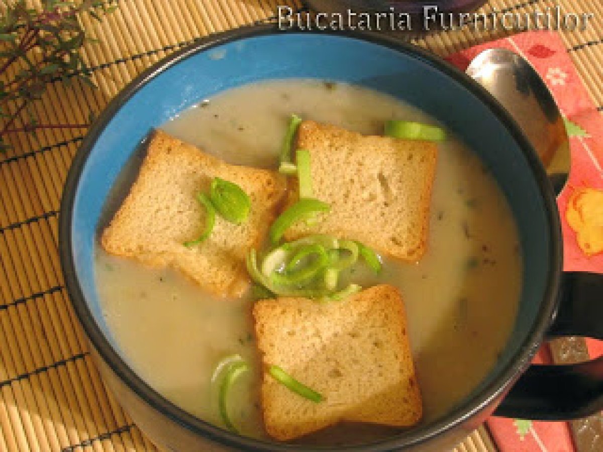 Supa crema de praz - Rețetă Petitchef