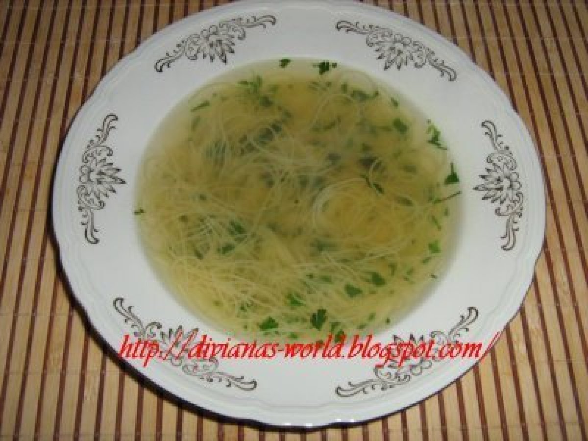 Rețetă supă de fidea delicioasă și sănătoasă