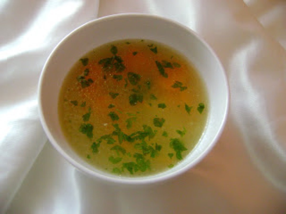 Rețetă de supă de pui cu fidea