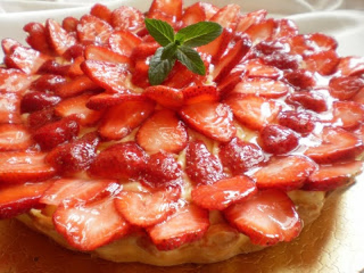 Tarta cu capsuni - Rețetă Petitchef