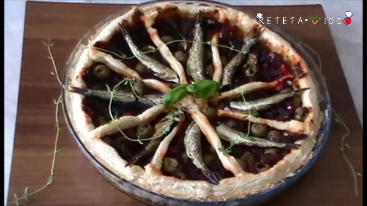 Tarta cu peste afumat (sprot) si masline (reteta video) - Rețetă Petitchef