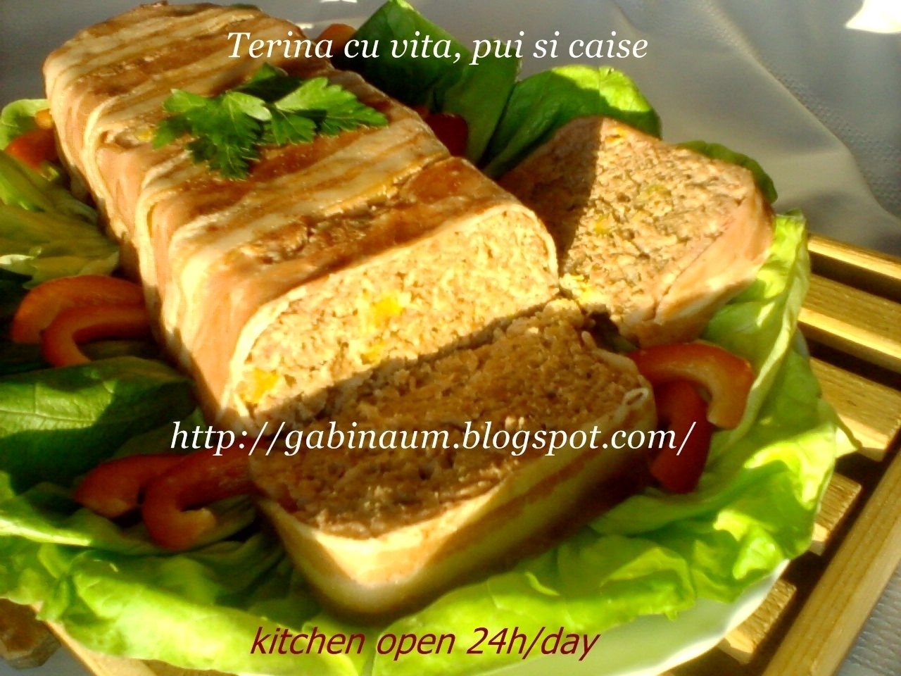 Terina cu vita, pui si caise - Rețetă Petitchef