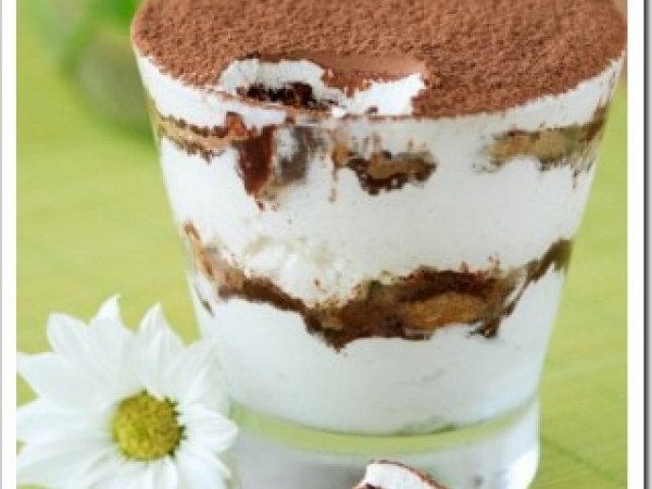 Tiramisu fara oua - Rețetă Petitchef