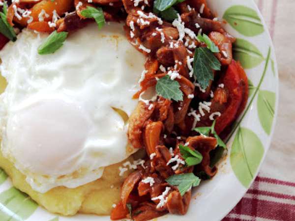 Rețetă de tochitură cu ciuperci