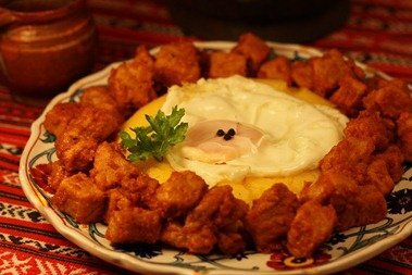Tochitura moldoveneasca - Rețetă Petitchef