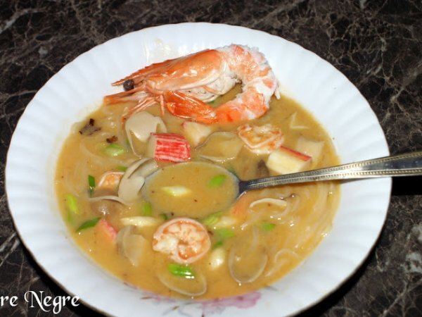 Rețetă tom yum goong - supă thailandeză de creveți