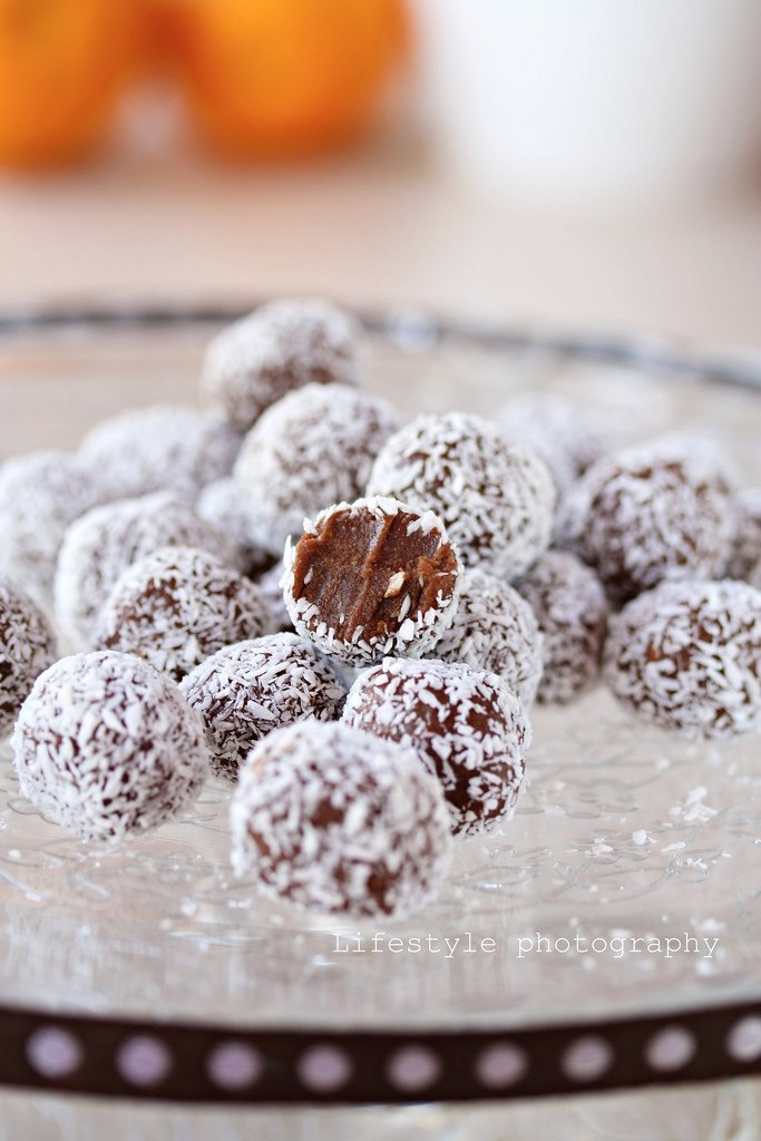 Rețetă de trufe cu ciocolată și cocos